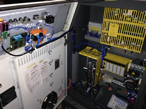 Fanuc机器人控制柜 千图网