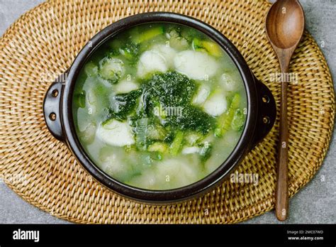 Tteokguk Korean Seaweed Fulvescens Sliced Rice Cake Soup Oval Shaped