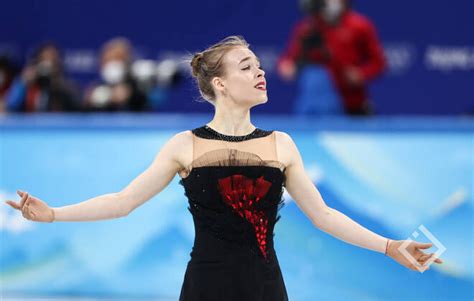 ანასტასია გუბანოვა ევროპის ჩემპიონატზე მოკლე პროგრამის შემდეგ პირველ ადგილზე იმყოფება Adjara Tv