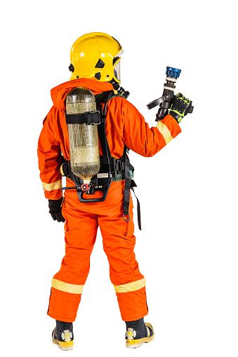 마스크와 Airpack 완전히 보호 소송 및 안개 노즐이 있는 소방 관 흰색 배경에 고립 구조에 대한 스톡 사진 및 기타 이미지 구조 기어 기계 부분 남성 Istock