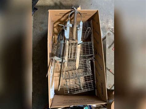 Various Traps Mole Traps Heavy String Garbage Bags And Small Rope