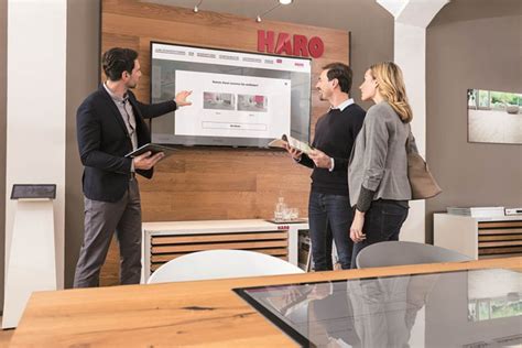 Advanced Signage And System Software Vs Application Software Scarlet Technologies Find The