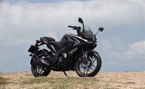 Bajaj Pulsar Rs 200 İncelemesi