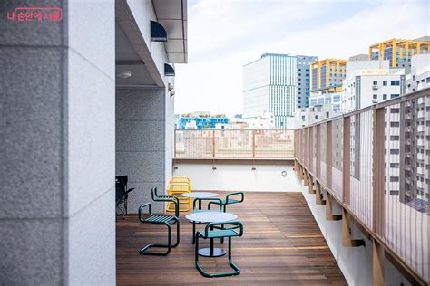 호텔이야 도서관이야 새로 단장한 금천구립가산도서관 가보니 내 손안에 서울 서울이야기 시민소통 정보소통광장