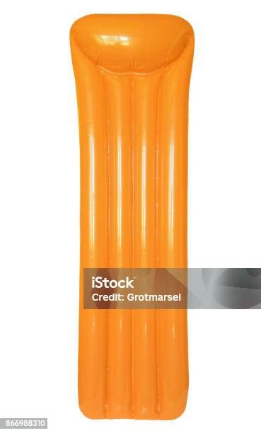 오렌지 풍선 부동 수영장 뗏목 매트리스 흰색 배경에 고립 공기 주입에 대한 스톡 사진 및 기타 이미지 공기 주입 노랑 래프트 Istock