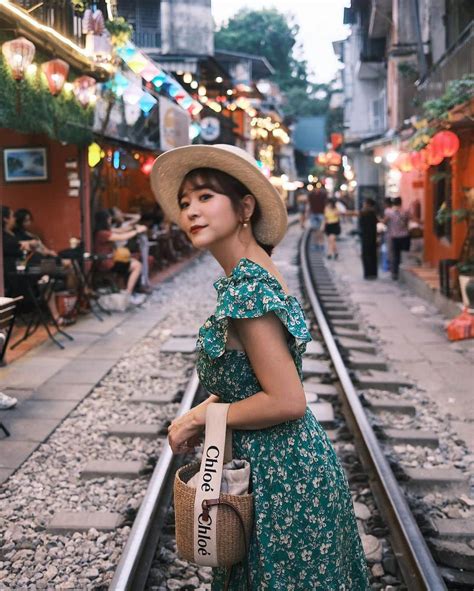 郭圈圈さんのインスタグラム写真 郭圈圈instagram「在越南一直被認成日本人的me🇯🇵 來推薦旅行社給你們！（我請他們幫忙辦簽證