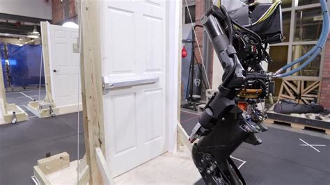 Humanoid Robotics Technology On Linkedin Ihmc Nadia Humanoid Robot