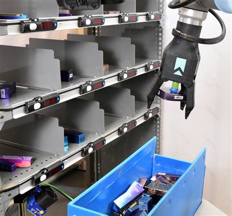 Lightning Pick Put Wall Integrated With Robotic Picking Solution By Righthand Robotics At 3pl