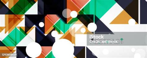 기하학적 추상적 배경 테크노 색상 삼각형 모양 커버 배너 전단지 및 포스터 및 기타 디자인에 대한 벡터 일러스트레이션 0명에