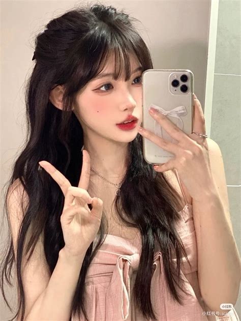 Pin Oleh صور بنات كوريات 🍓🌺🇰🇷 Di صور بنات كوريه Gaya Rambut Lucu