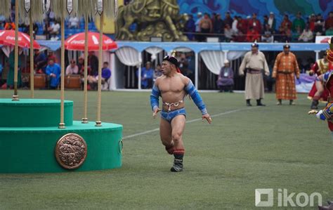 ФОТО Ховд аймгийн арслан Г Ганхуягийн улсын ХАРЦАГА цолын болзол хангаж буй агшин