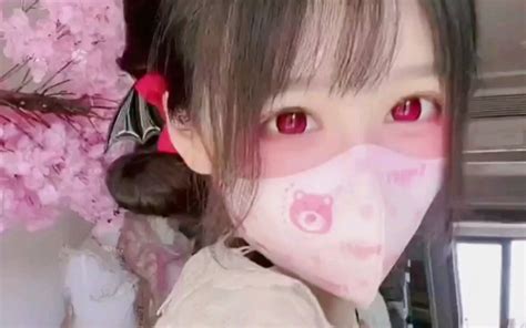 黏黏团子兔 咬一口兔娘 兔娘可爱舞蹈视频