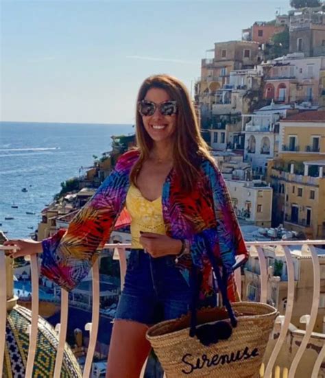 Meet Dr Lisa Flex Like A Mother