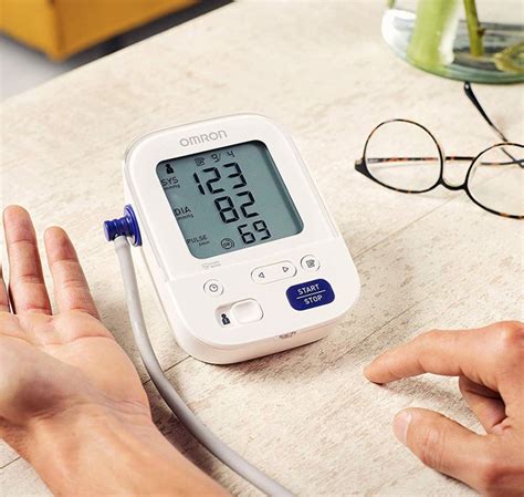 Tensiometru Automat De Brat Omron M3 Comfort Medishop