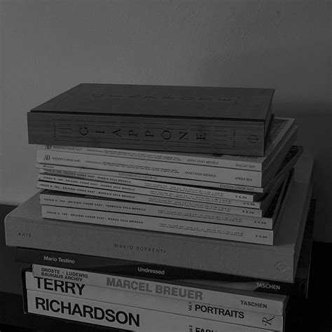 3 книги-автобиографии известных модельеров