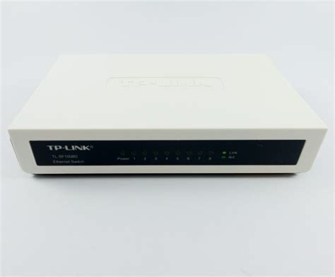 TP Link 8 Port 10 100Mbps Desktop Network Switch Modems Routers WiFi For Sale Pattaya City