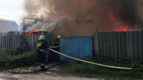 У Дніпрі під час пожежі у будинку постраждало двоє малюків ФОТО Читайте на Ukr Net