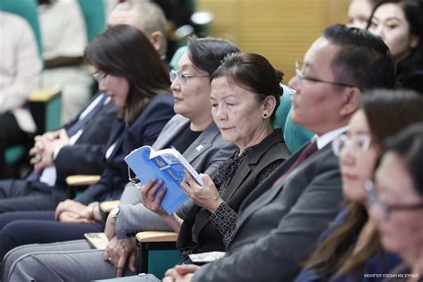 УИХ ын дарга Д Амарбаясгалан Шүүхийн ерөнхий зөвлөлд ажиллаж байна