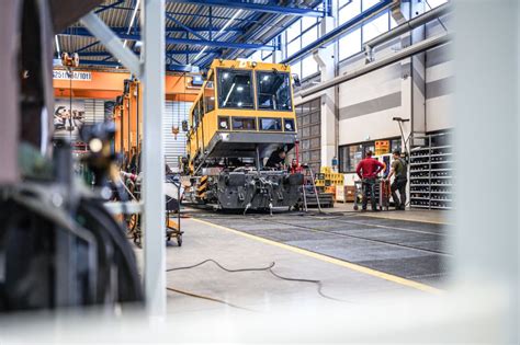 Robel On Linkedin Robel Robelrailautomation Plasserrobelservices Vogelundplötscher Prs…