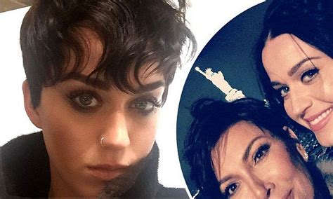 Katy Perry Debuts New Cropped Hairdo Katy Perry Hairdo Katy
