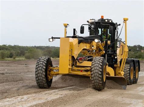 Tips For Motor Grader Basic Preventive Maintenance Artofit