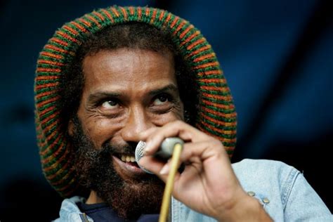 Cantante De La Banda Punk Bad Brains Será Operado Del Cerebro
