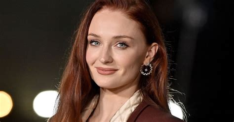 How Sophie Turner Amassed Her Million Net Worth Since Game Of Thrones