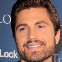 Eric Winter Height In Feet Cm How Tall