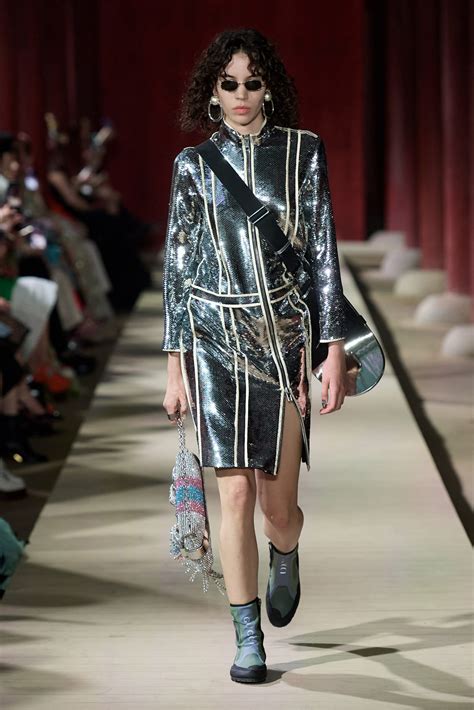 Gucci 2024 早春系列秀场回顾 Nowre现客