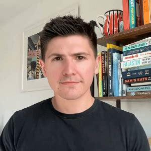 Best AI Pine Script Generator And Pine Editor For TradingView