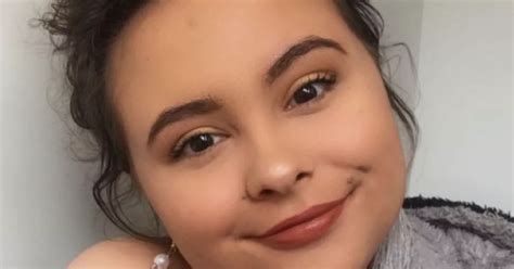 21 Year Old Woman With 36jj Breasts Pleads For Help To Have Them