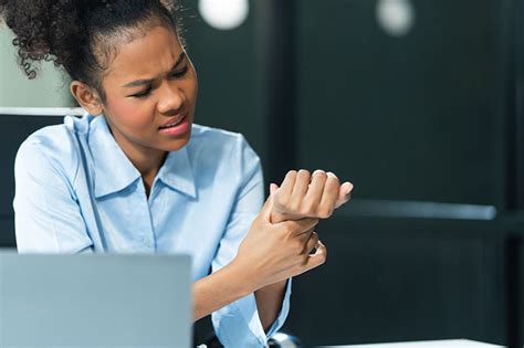 Chiropractic Care For Carpal Tunnel Syndrome Black Chiropractic