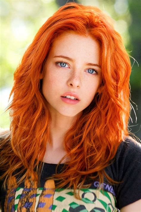 Pin By Francois Gravois On Redheads Red Haired Beauty Redhead Beauty