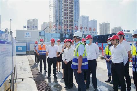 时刻绷紧“安全弦”！区领导带队开展国庆节前安全生产、疫情防控工作检查澎湃号·政务澎湃新闻 The Paper
