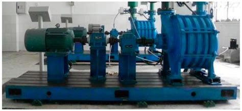 Incipient Fault Feature Enhancement Of Rolling Bearings Based On Ceemdan And Mckd