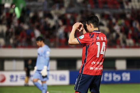 이미 울산에 첫승 달성한 김천 사기 유닛 이동경 앞세워 원정 첫승까지 이룰까