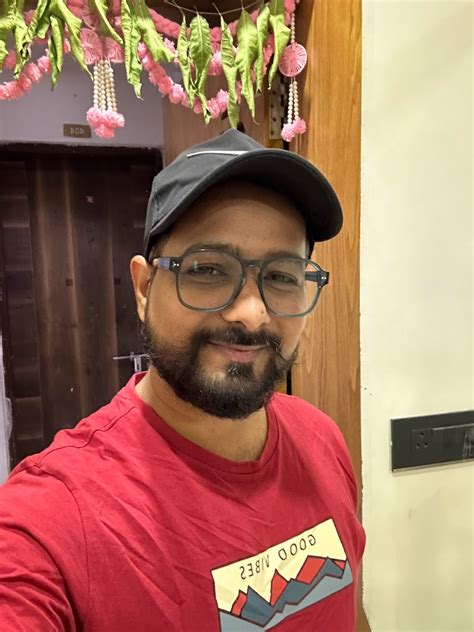 Jeremy Feigenbaums Instagram Twitter And Facebook On Idcrawl