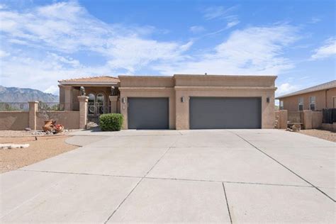 2516 Sandia Loop Ne Rio Rancho Nm 87144 700 000 ®