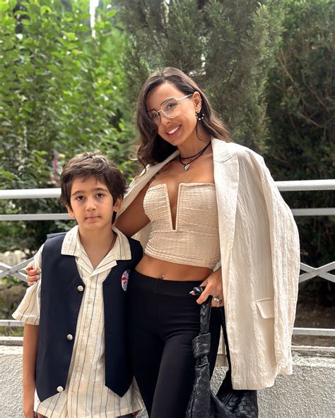 ყველას გილოცავთ ახალი სასწავლო წლის დაწყებას🫰🏽 წარმატების წელი გვქონოდეს 🤍 🇬🇪🏫🇺🇸