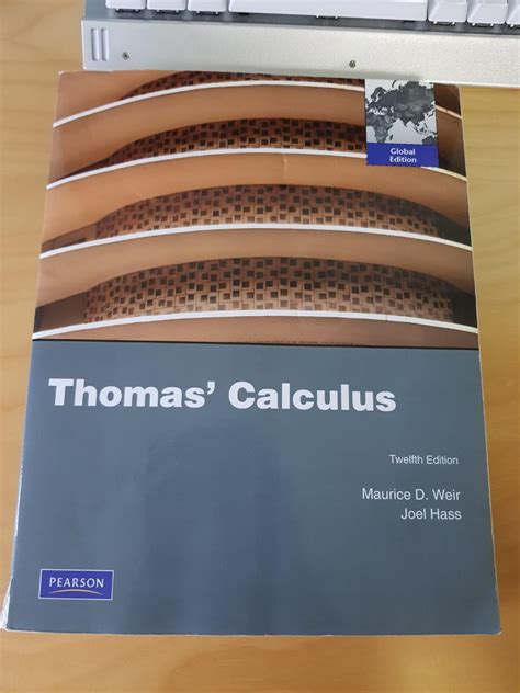 Thomas Calculus Th Edition Hobbies Toys Books Magazines Assessment Books On Carousell
