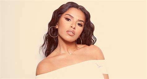 Imen Es Continue Sur Sa Lancée Sur « Fantôme