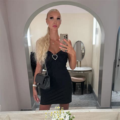 Do 5 შვილის დედა და 4 შვილიშვილის ბებია ლიკა შენგელია 🥰 Facebook