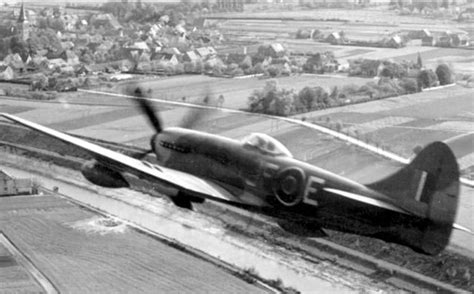 Clostermann Et Les As De Laviation Documentaire 2003