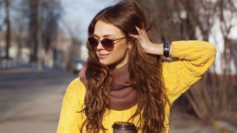 People Who Detach From Mediocre Relationships As They Get Older Usually Have These Reasons