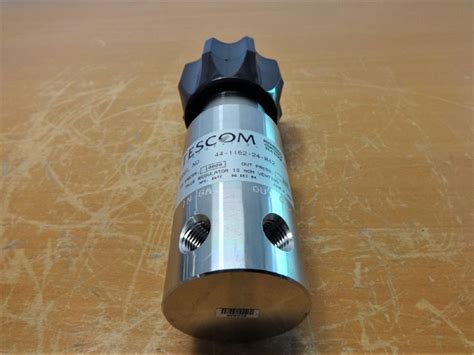 Tescom 44 1162 24 042 Pressure Reducing Regulator Stainless Steel 10000 Psi