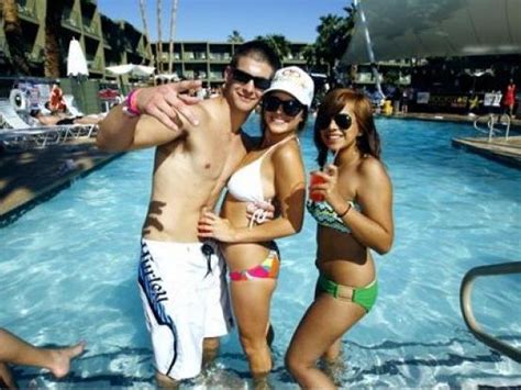 美国的寒假暑假和春假春假到底是什么