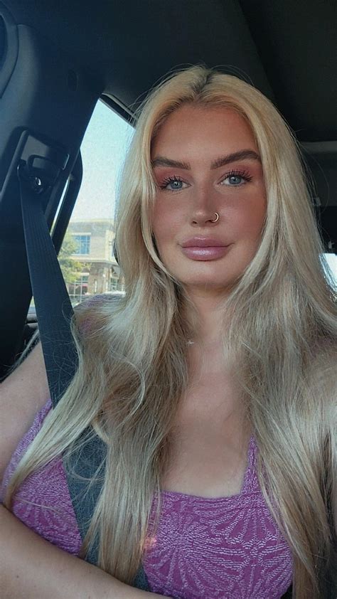 Morgan Reese On Twitter When Good Makeup Days And Car Selfies Come Together Https T Co