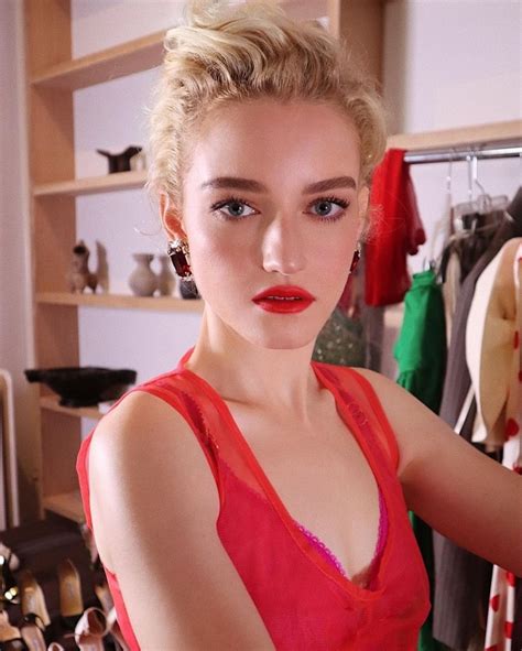 Picture Of Julia Garner