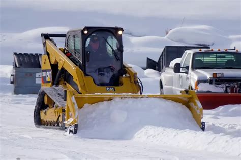 The Best Snow Removal Tools For Your Cat® Motor Grader The Best Snow Removal Tools For Your Cat® Motor Grader