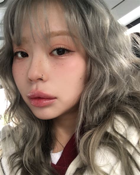 압구정미용실 밈 은정 여자머리 탈색없이염색 디자인컷 레이어드컷 허쉬컷 염색 Mimmgoldjeong • Instagram Photos And Videos